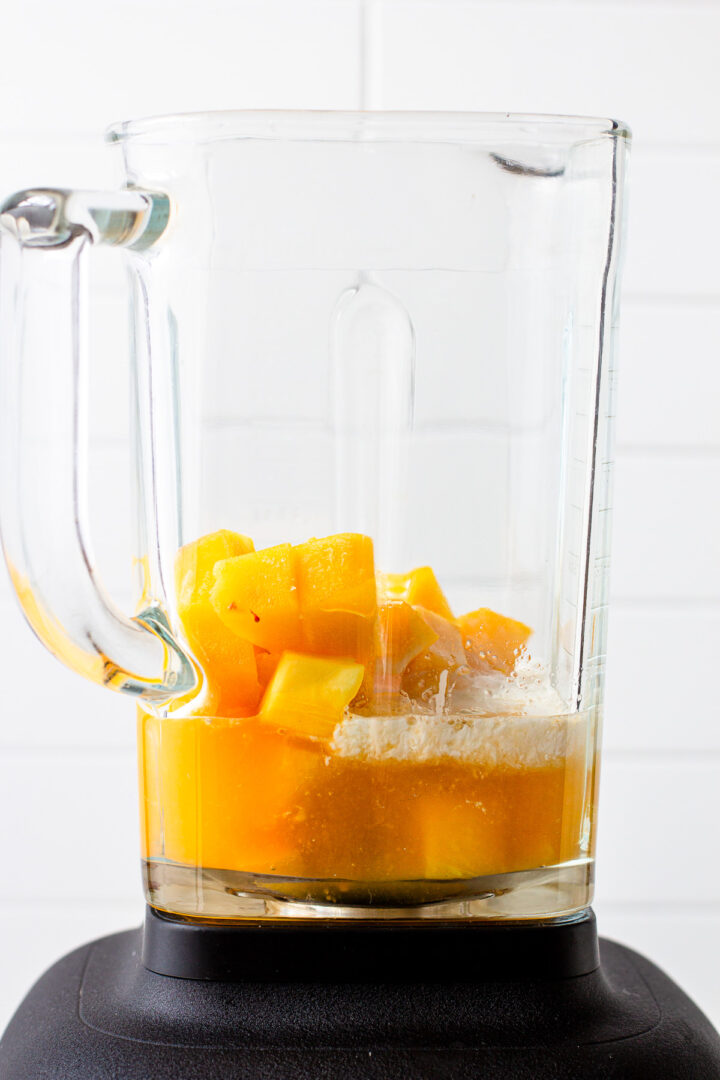 Frozen Mango Smoothie (Without Banana) - Cooking With Elo