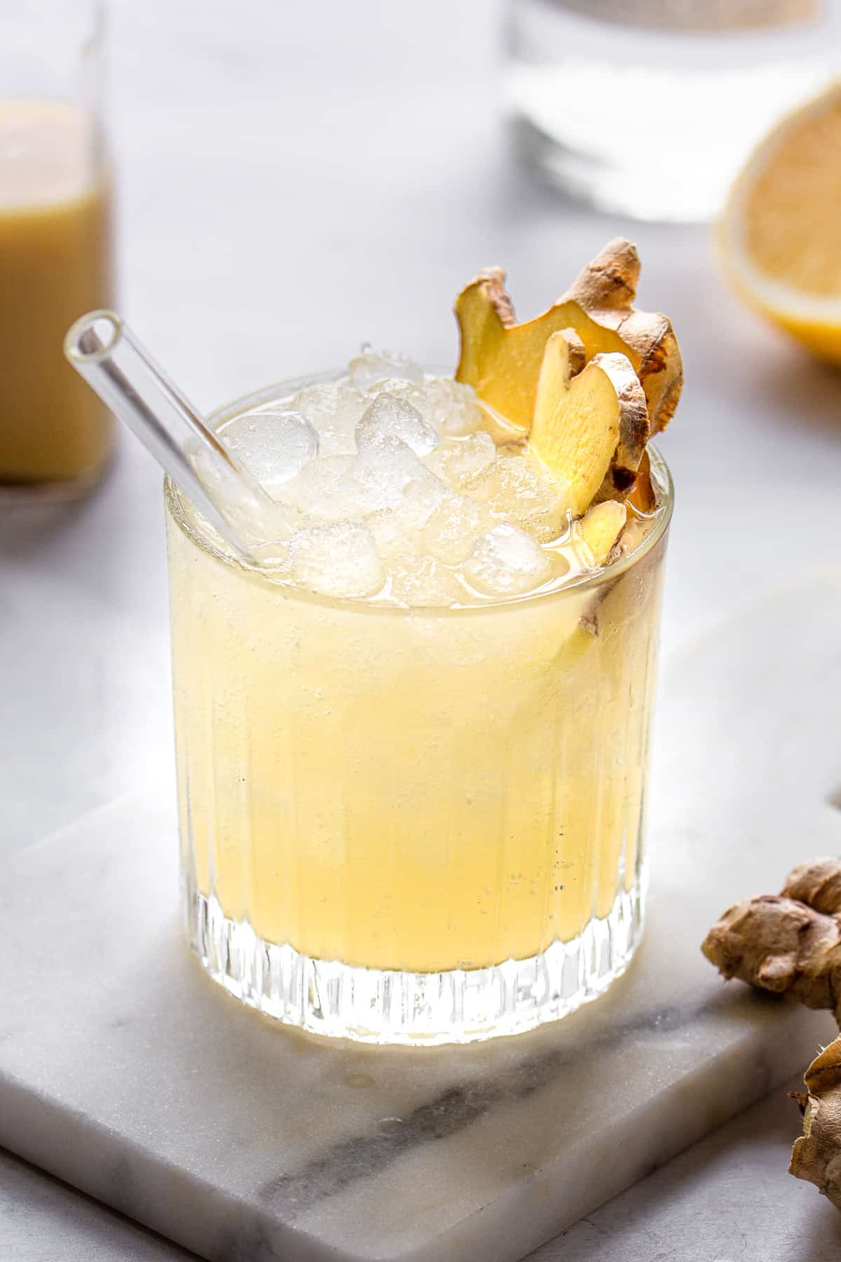 Lemony Cocktail With Ginger Syrup - Cooking With Elo