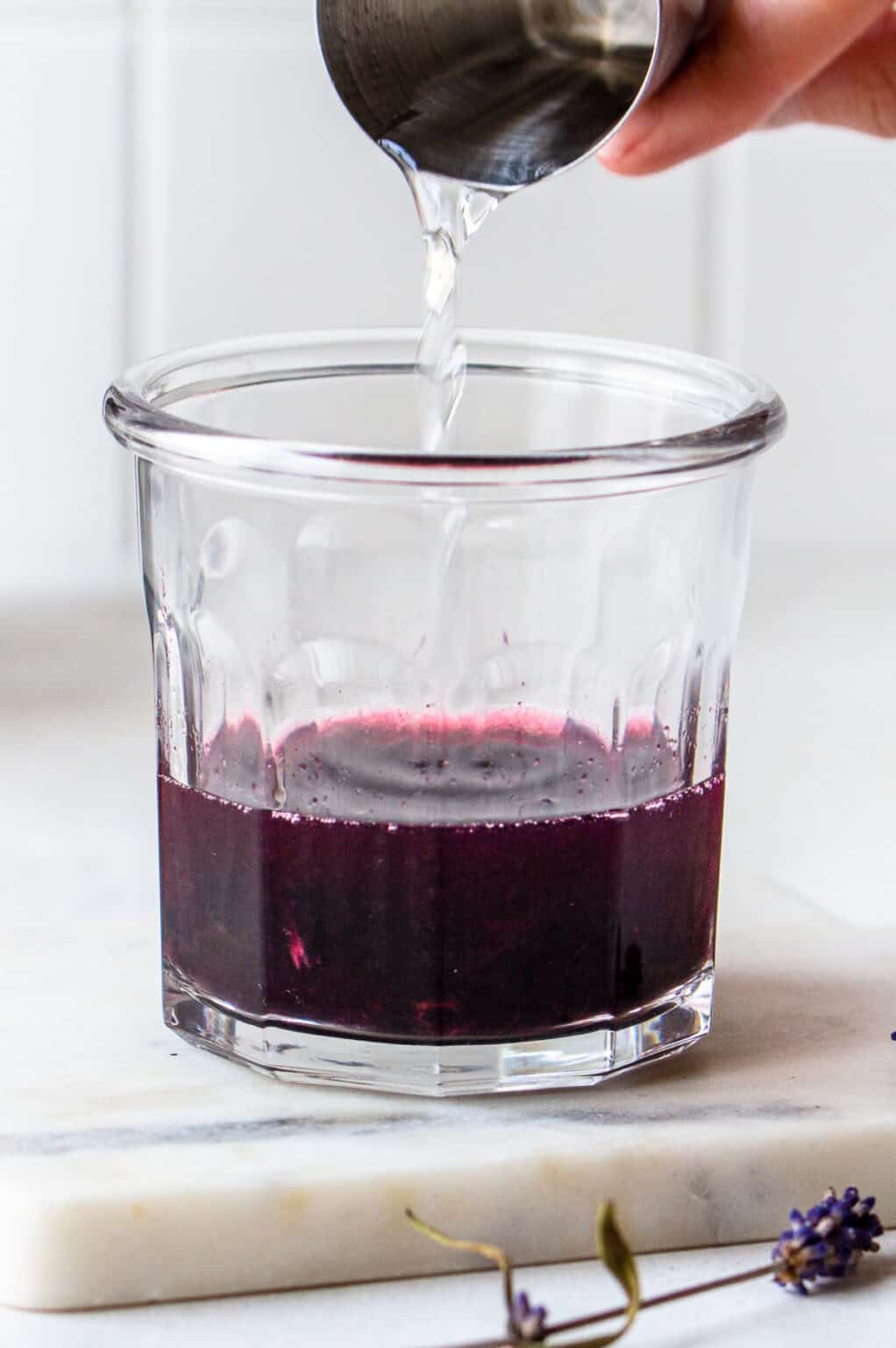 Blackberry Gin Cocktail With Lavender Syrup - Cooking With Elo
