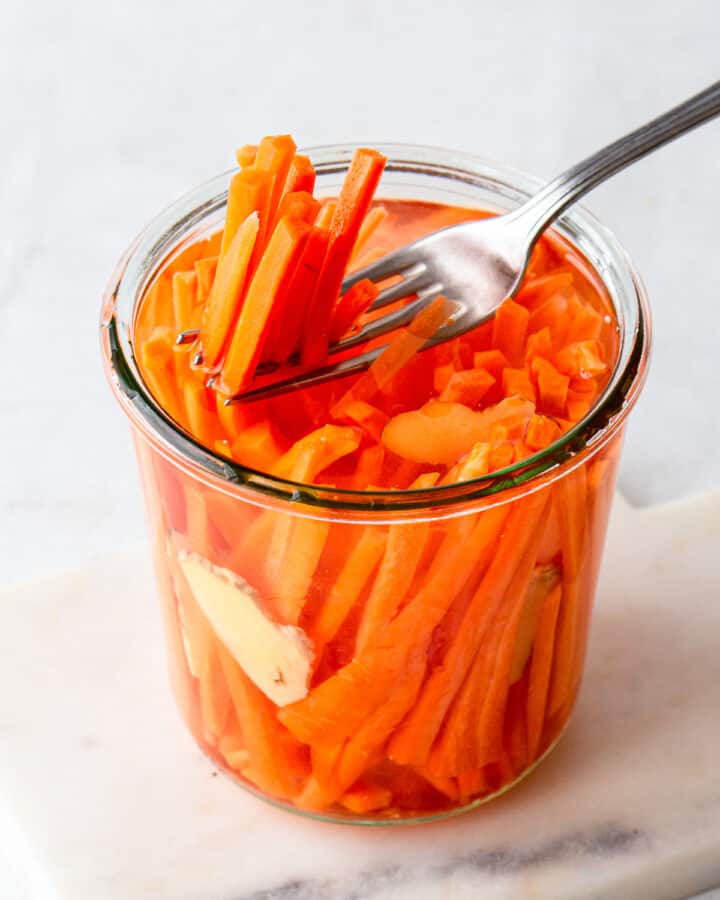 Ginger Pickled Carrots - Cooking With Elo