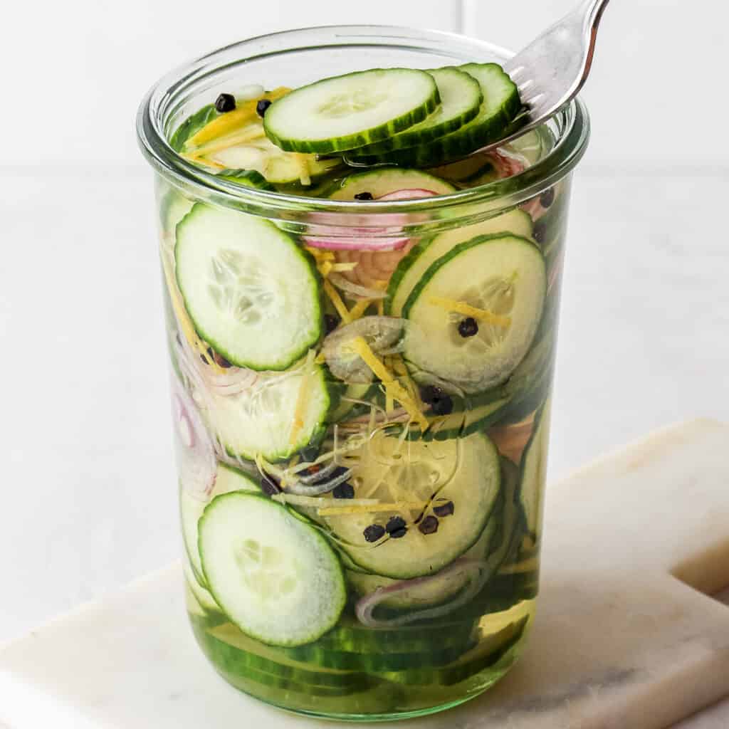 Pickled Baby Cucumbers - Cooking With Elo