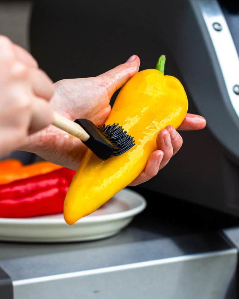 Grilled Sweet Peppers - Cooking With Elo
