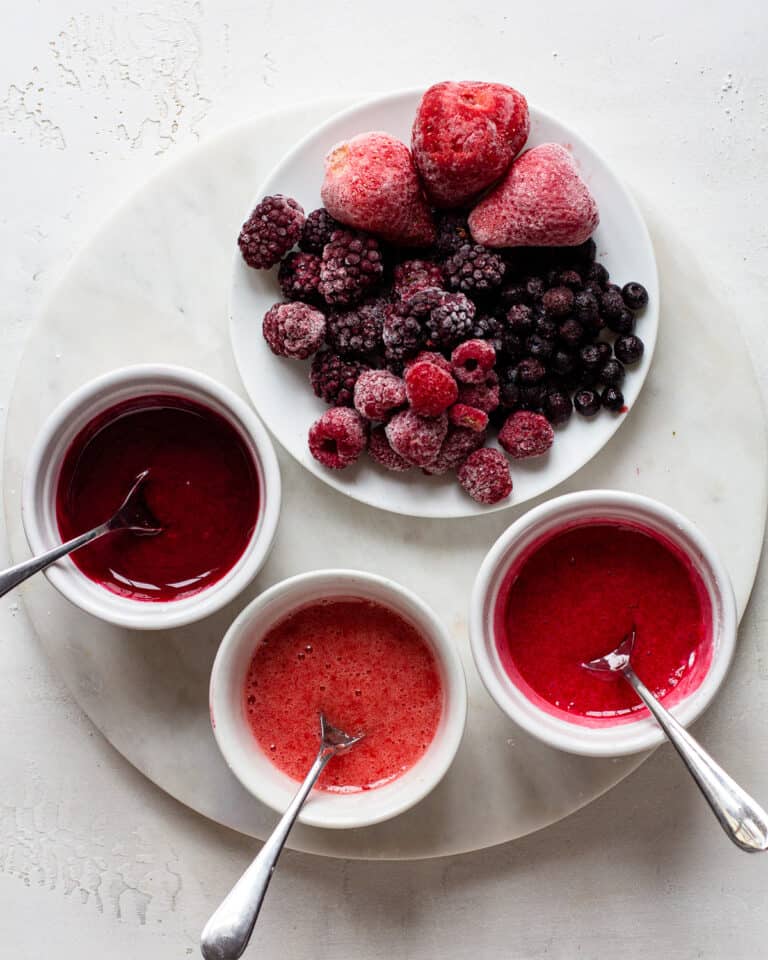How To Color Icing Without Food Coloring (Plant-Based) - Cooking With Elo
