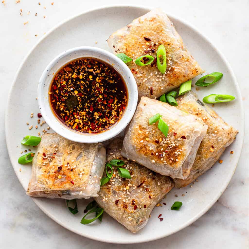 Vegan Rice Paper Dumplings (With Shredded Tofu) - Cooking With Elo