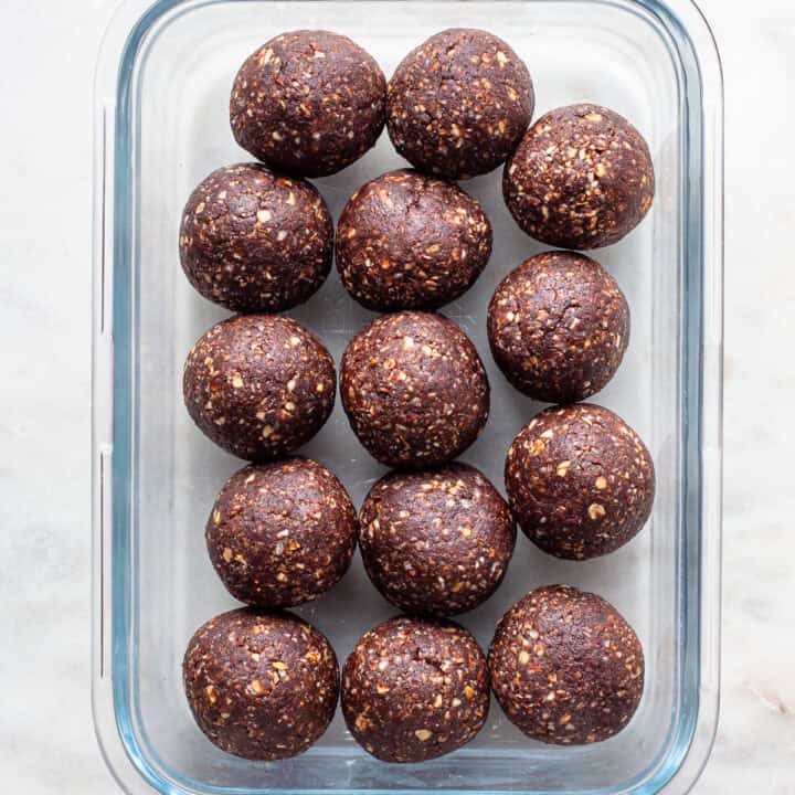 Healthy Fig Energy Balls - Cooking With Elo