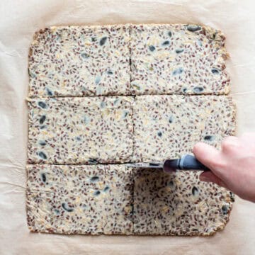 Multi-Seed Crispbread Recipe (Gluten-Free) - Cooking With Elo