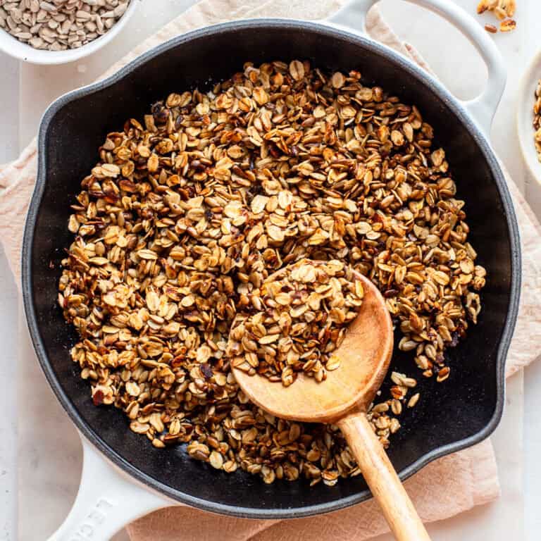 10-Minute Skillet Granola (No Oven) - Cooking With Elo